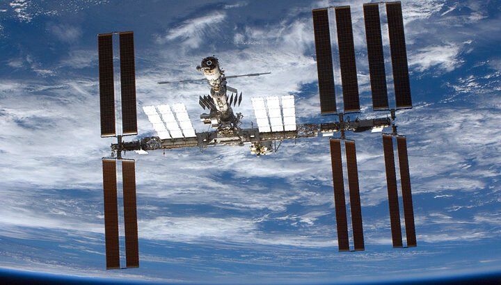 How tall / long pole length for TV air satellites - Technology For Tomorrow